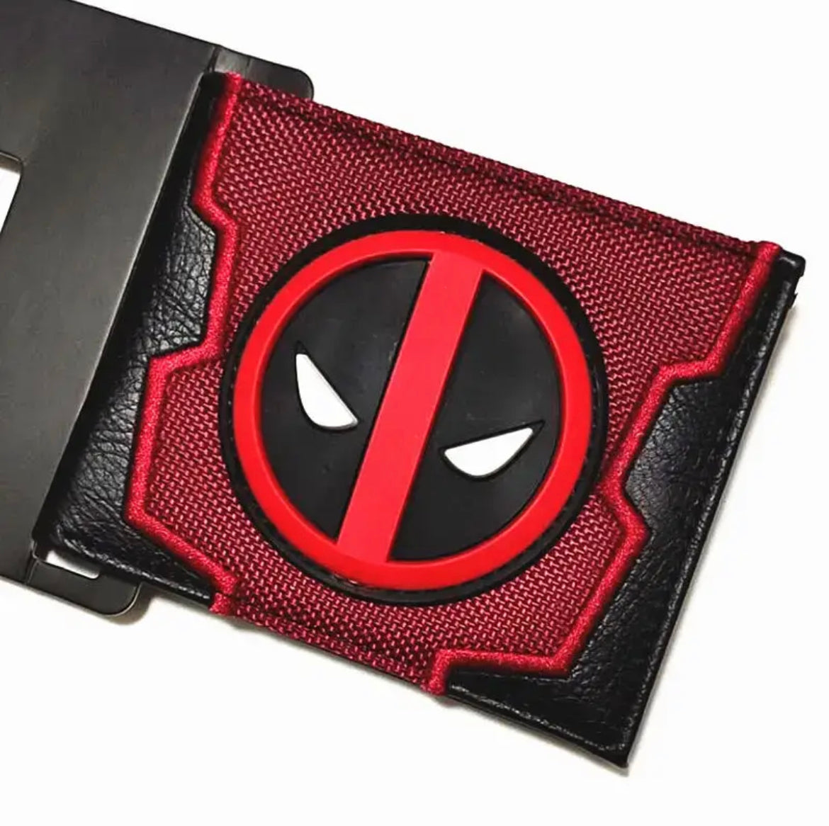 Deadpool Wallet – MivelsMondo